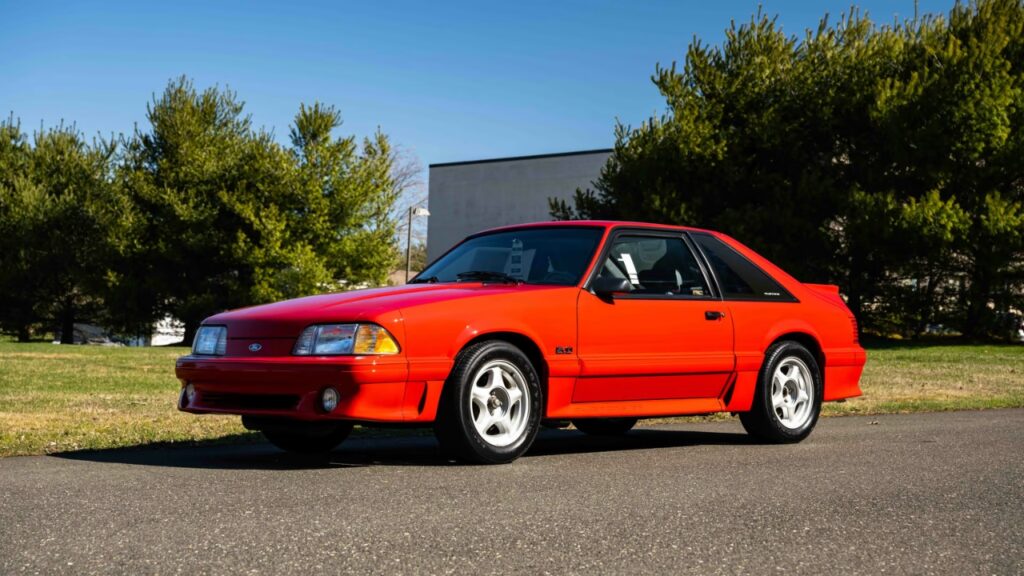 9 Old Cars That Were Built Like Tanks - FAST LANE ONLY