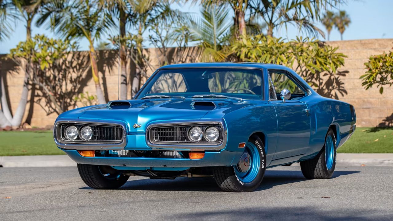 Top 10 Iconic Classic Dodge Mopar Cars Ever Made - FAST LANE ONLY