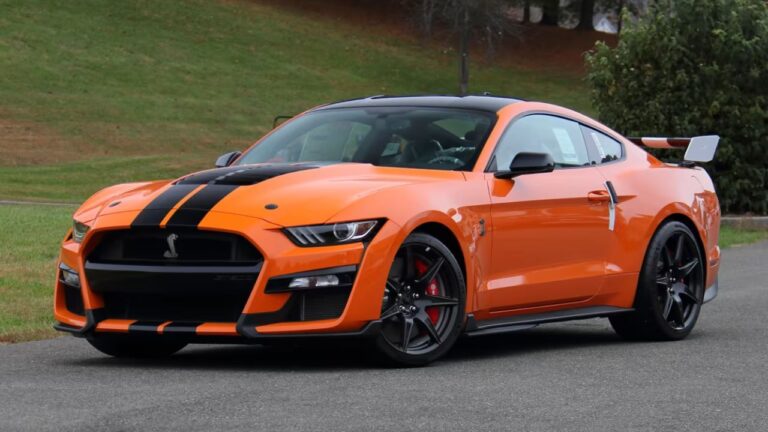 10 Fastest Fords of All Time - FAST LANE ONLY