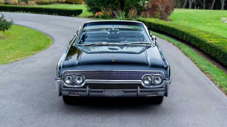 JFK’s Car Was Just the Beginning: More to the 1961 Lincoln Continental ...