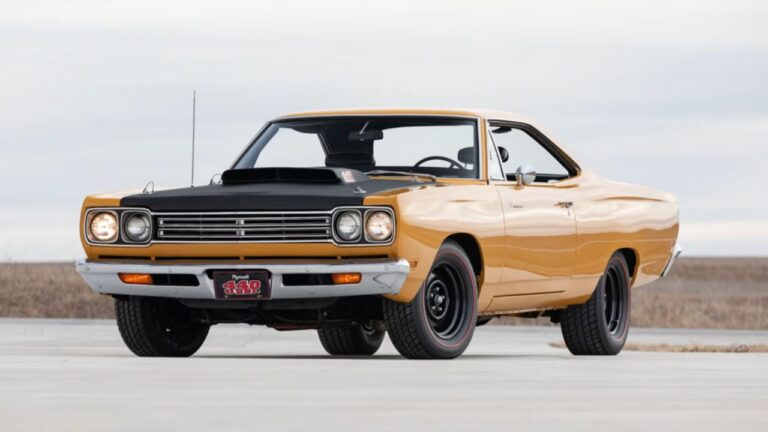 Rare Bird: ’69 Road Runner A12 - FAST LANE ONLY