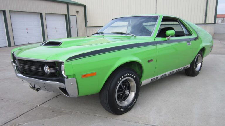 15 Muscle Cars in Their Rarest Colors - FAST LANE ONLY