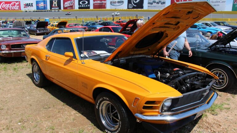 When Ford built the Boss 429 Mustang (And prices now) - FAST LANE ONLY
