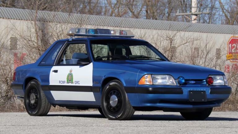 Top 10 Legendary Cop Cars - FAST LANE ONLY