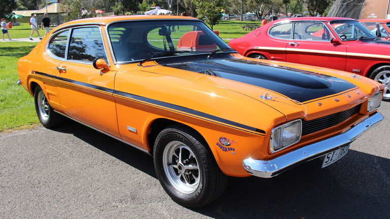 Ford’s V8 sleeper sedans from the ’70s - FAST LANE ONLY