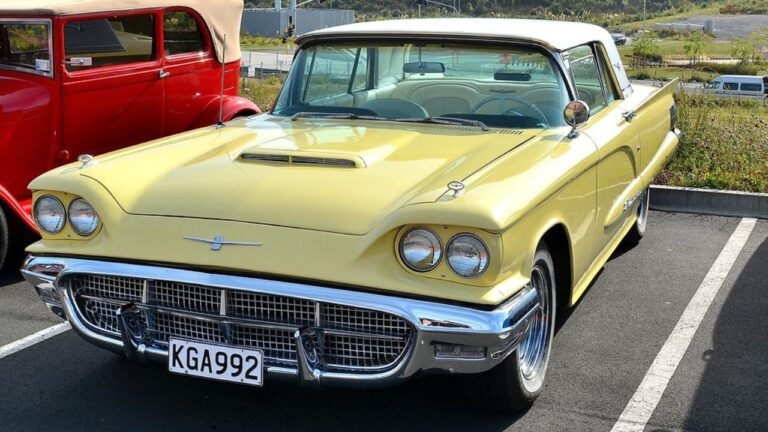When the Thunderbird Grew Up: The Arrival of the 352 V-8 Era - FAST ...