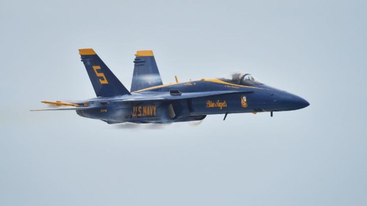 Facts you should know about the Blue Angels - FAST LANE ONLY