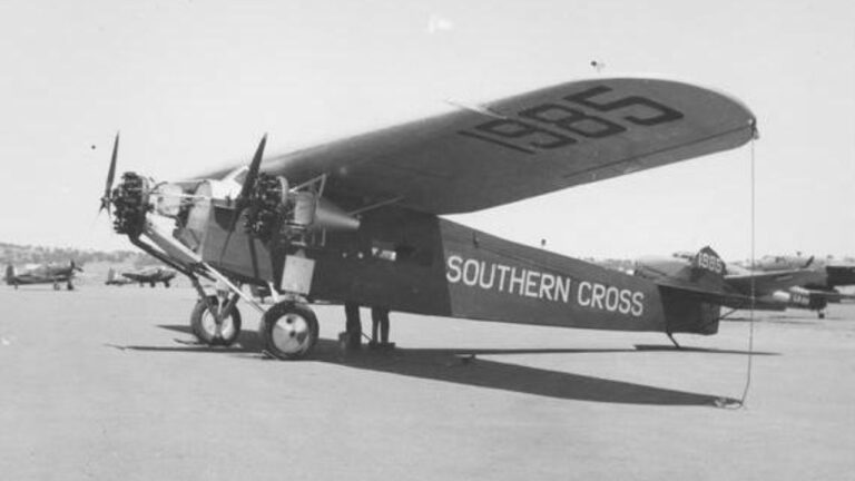 The Fokker Tri-Motor that carried a nation - FAST LANE ONLY