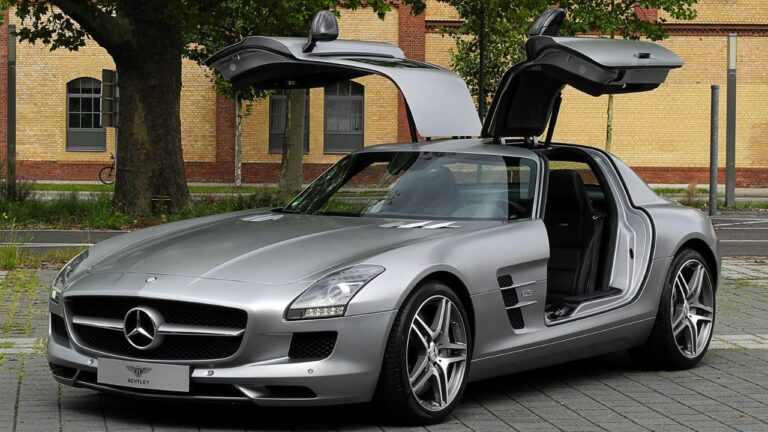 10 Iconic Mercedes AMG cars worth collecting - FAST LANE ONLY