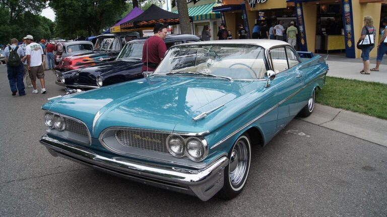 Pontiac’s 421 Tri-Power: A collector’s dream engine - FAST LANE ONLY