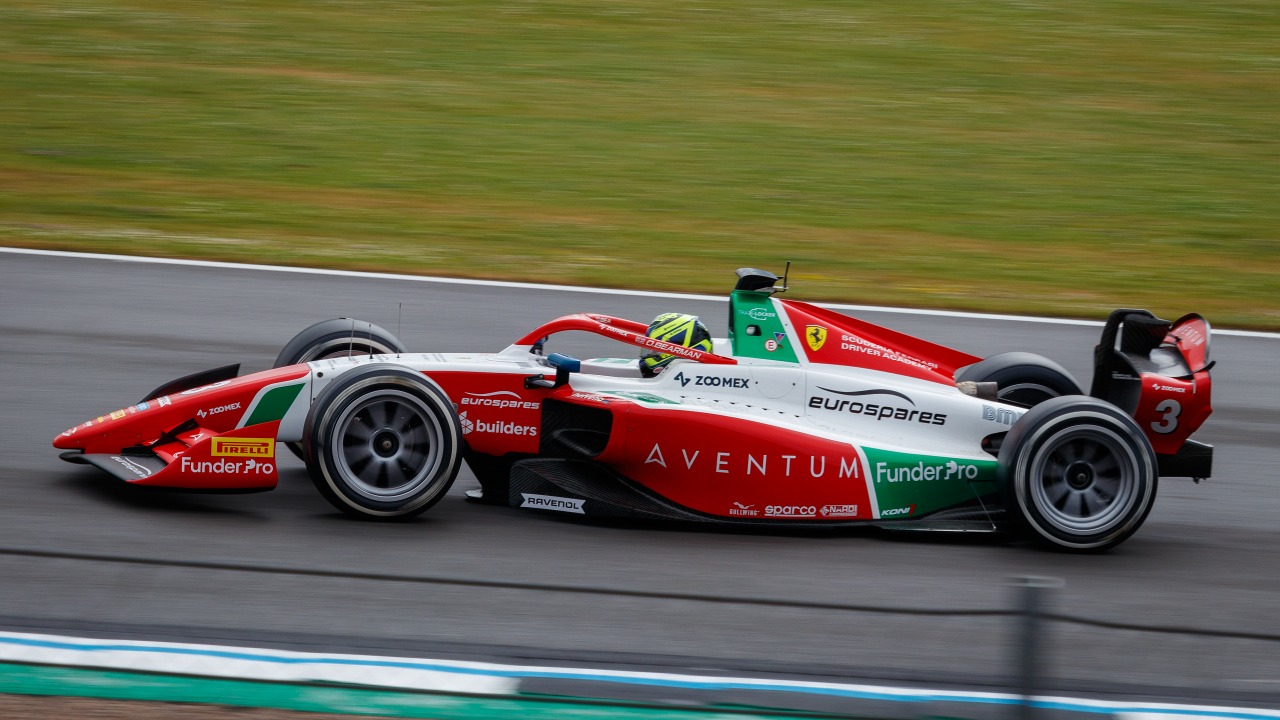 What does downforce really do for race cars? - FAST LANE ONLY