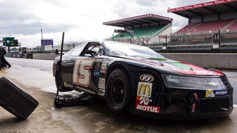 What does downforce really do for race cars? - FAST LANE ONLY