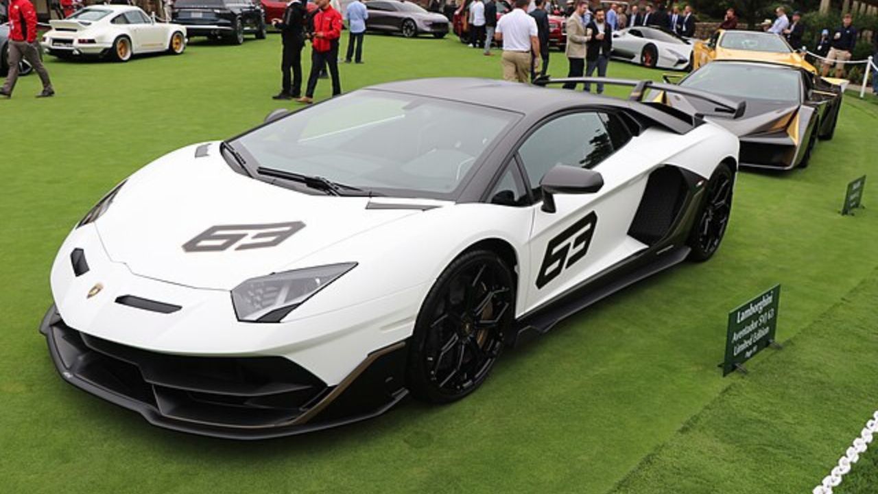 Top 7 V12 Lambos ranked by sound alone - FAST LANE ONLY