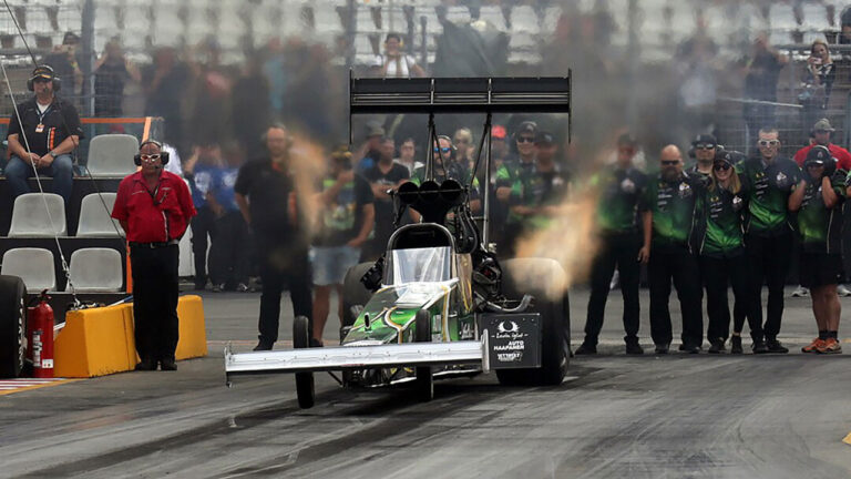 What makes a Top Fuel dragster so fast - FAST LANE ONLY