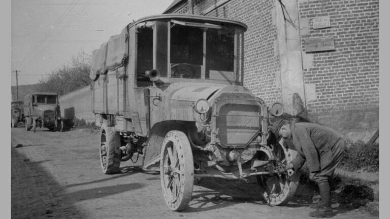 The fascinating story behind the first diesel truck - FAST LANE ONLY