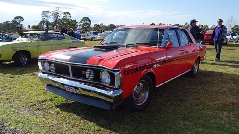 30 Muscle Cars of the '60s that defined the era - FAST LANE ONLY