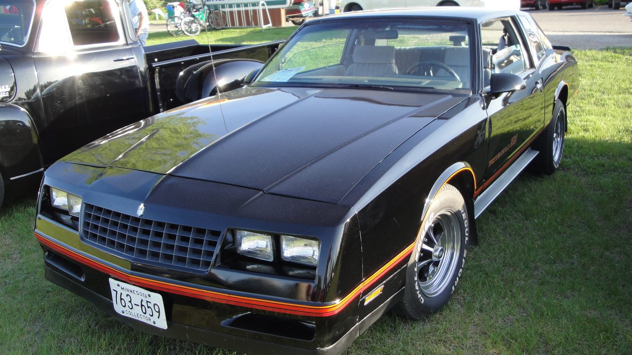 The story behind lowrider culture in America - FAST LANE ONLY