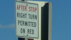 Right-on-red restrictions spreading in cities - FAST LANE ONLY