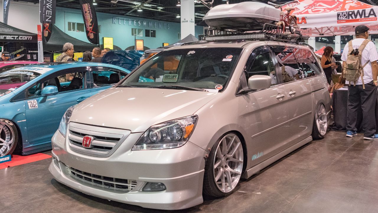 7 spacious minivans from the last decade families still love - FAST ...