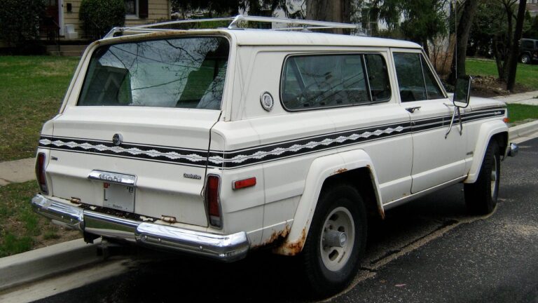 What years Jeep released the Cherokee Chief Wide Track (And what they ...