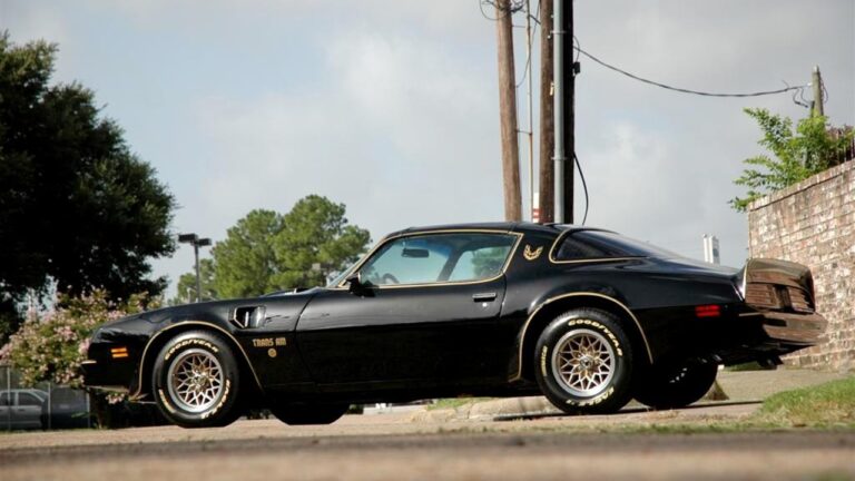 When Pontiac built the Trans Am 455 Super Duty (And what they sell for ...