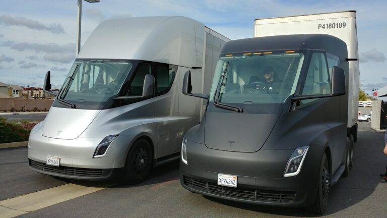 Tesla scores huge Semi charging deal with biggest U.S. truck stop chain ...
