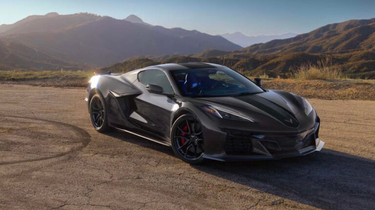 Chevy to phase out Corvette E-Ray as Grand Sport X takes over hybrid ...